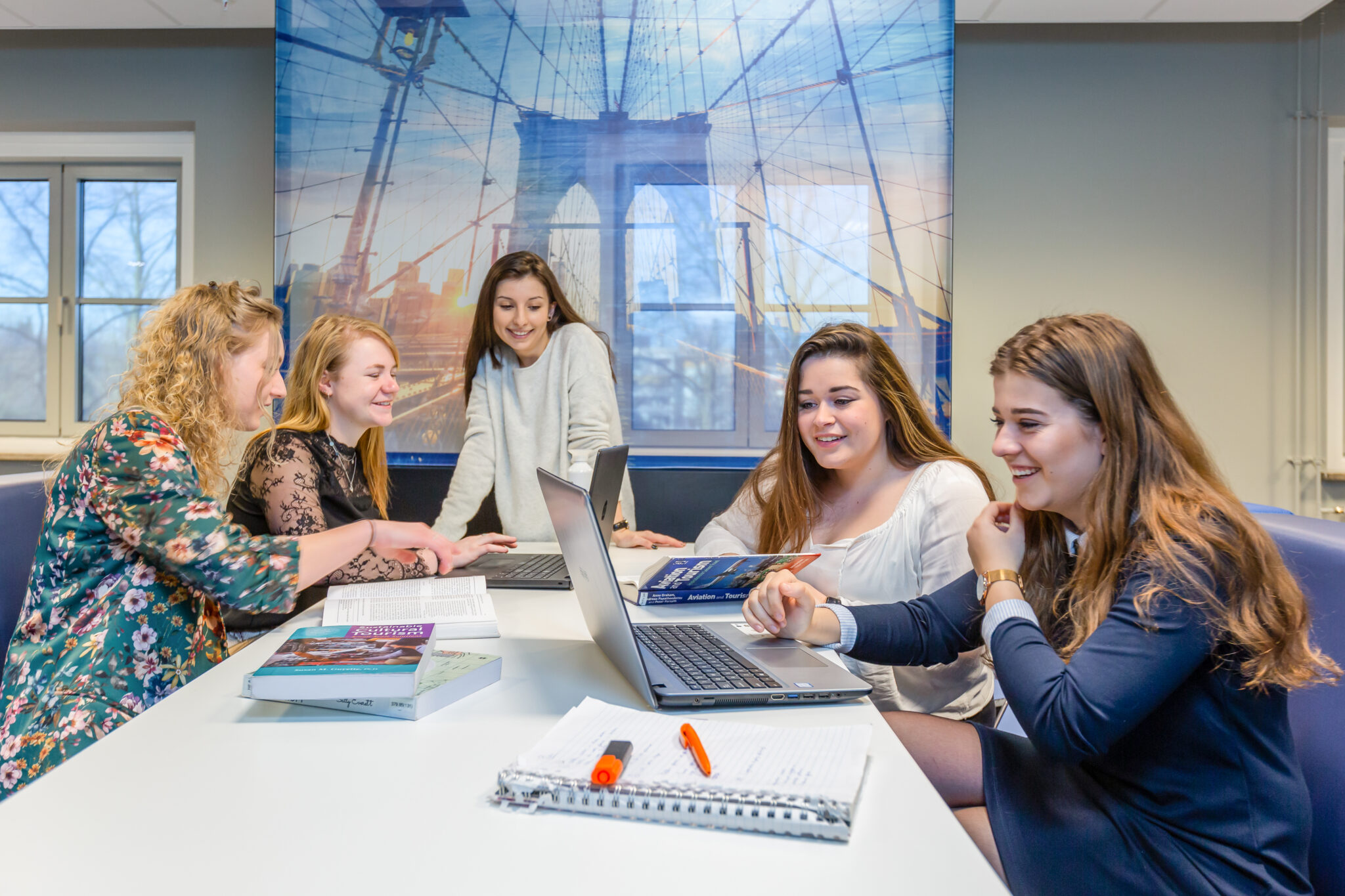 Breda University of Applied Sciences - Holprom
